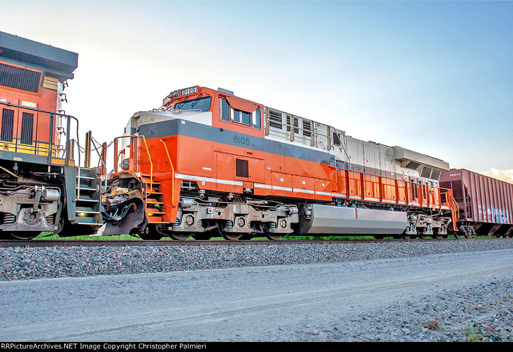 NS 8105 on U-MNUKCJ0-22